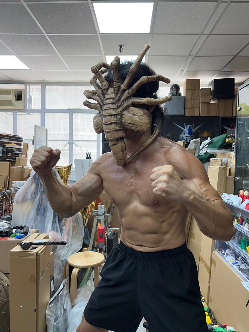 Life Size Alien Predator Face Hugger Mask Helmet Cosplay AVP Prop ...
