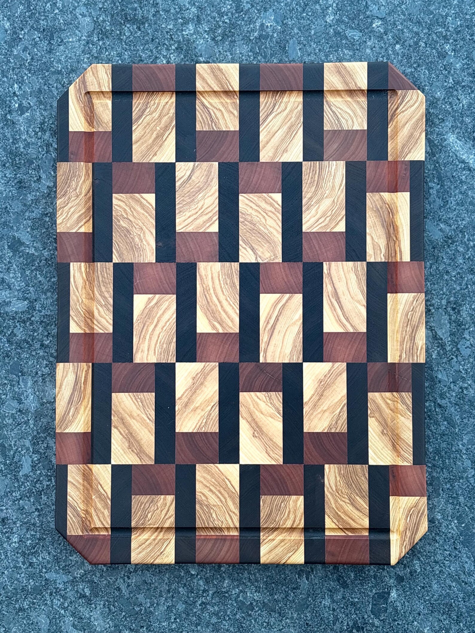 Large Tri-color End Grain Cutting Board - Peruvian Walnut, Sapele ...