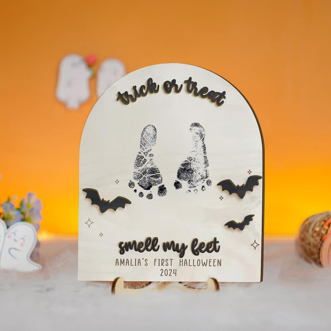 Trick or Treat Smell My Feet Halloween Footprint Sign, Baby's First ...