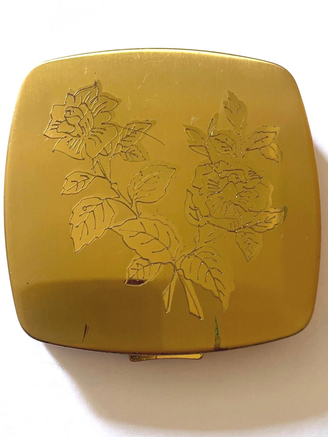 Regent of London Powder Compact - Etsy