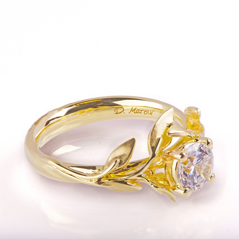 14k Solid Gold and Diamond Leaves Engagement Ring - Etsy