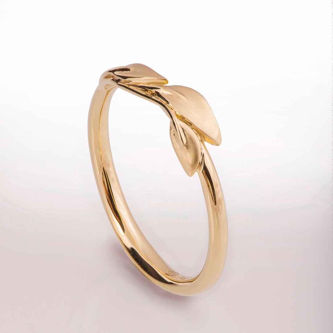 Leaves Ring, Dainty Leaf Ring, Unisex Ring, Wedding Ring, Wedding Band ...