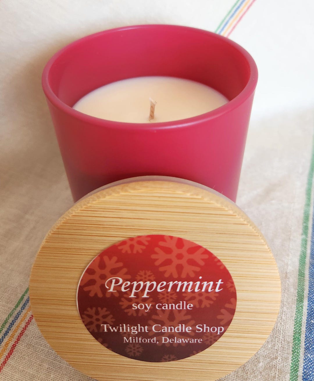 Peppermint Soy Candle in 11 Oz Red Glass Jar With Wooden Lid - Etsy