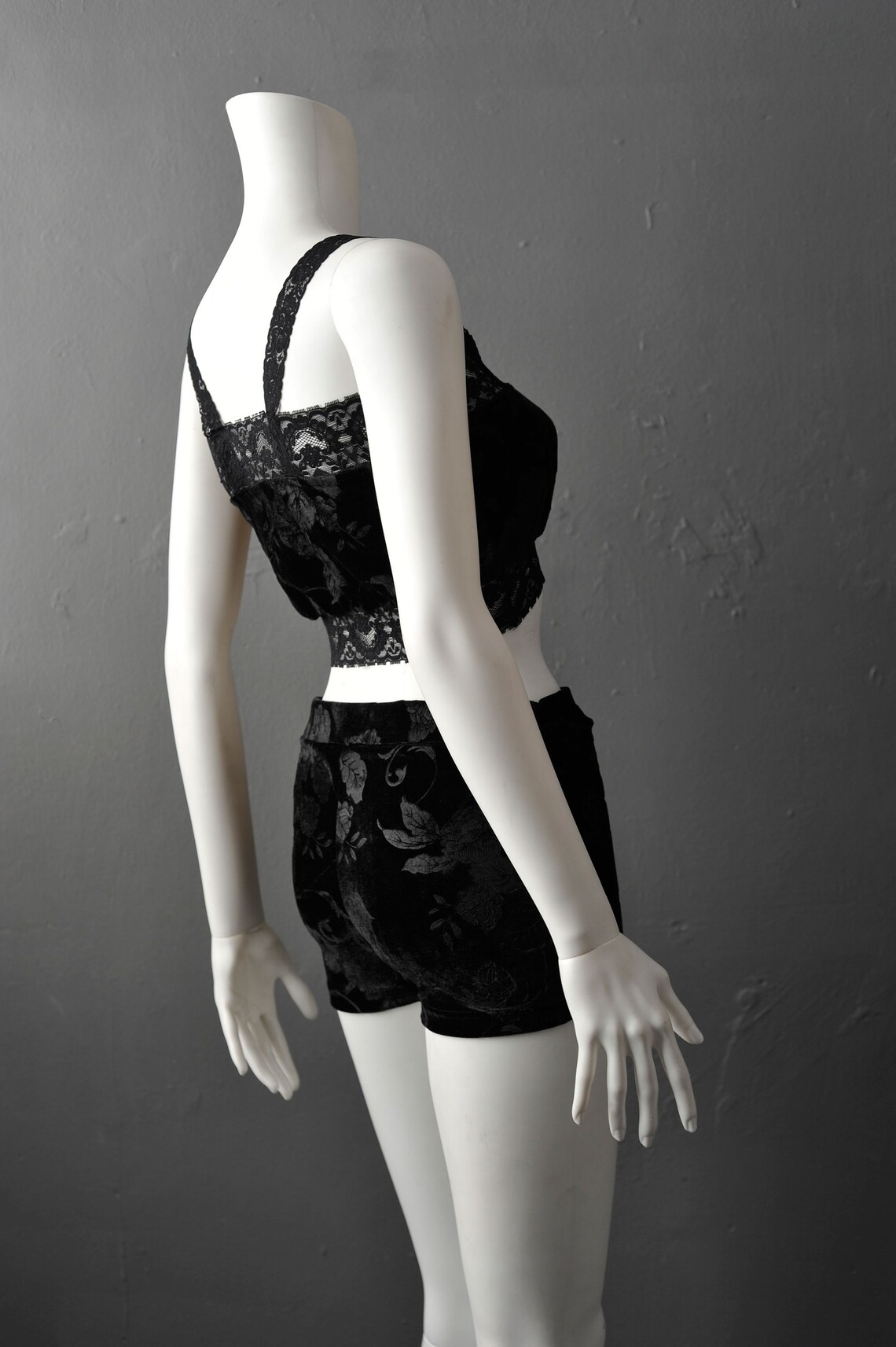 Gothic Rose Velvet Shorts Goth Stretch Hotpants up to Plus - Etsy