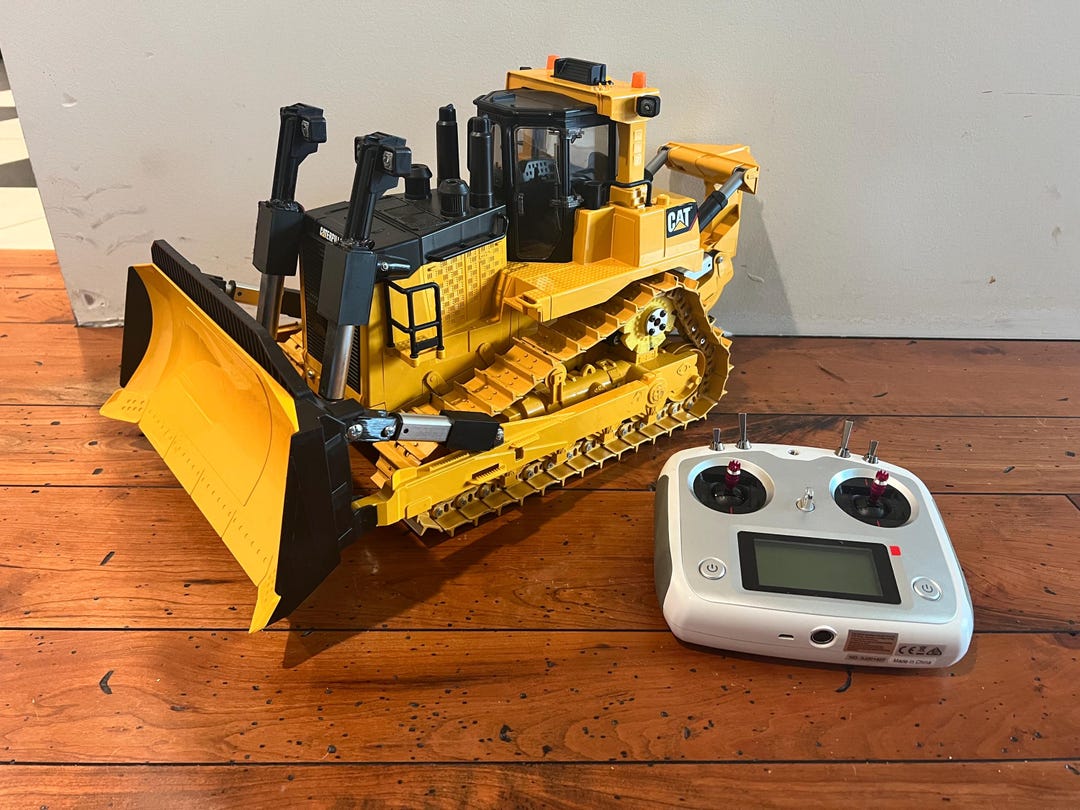 1/16 RC Bruder Cat D11 Bulldozer With Steel Tracks - Etsy