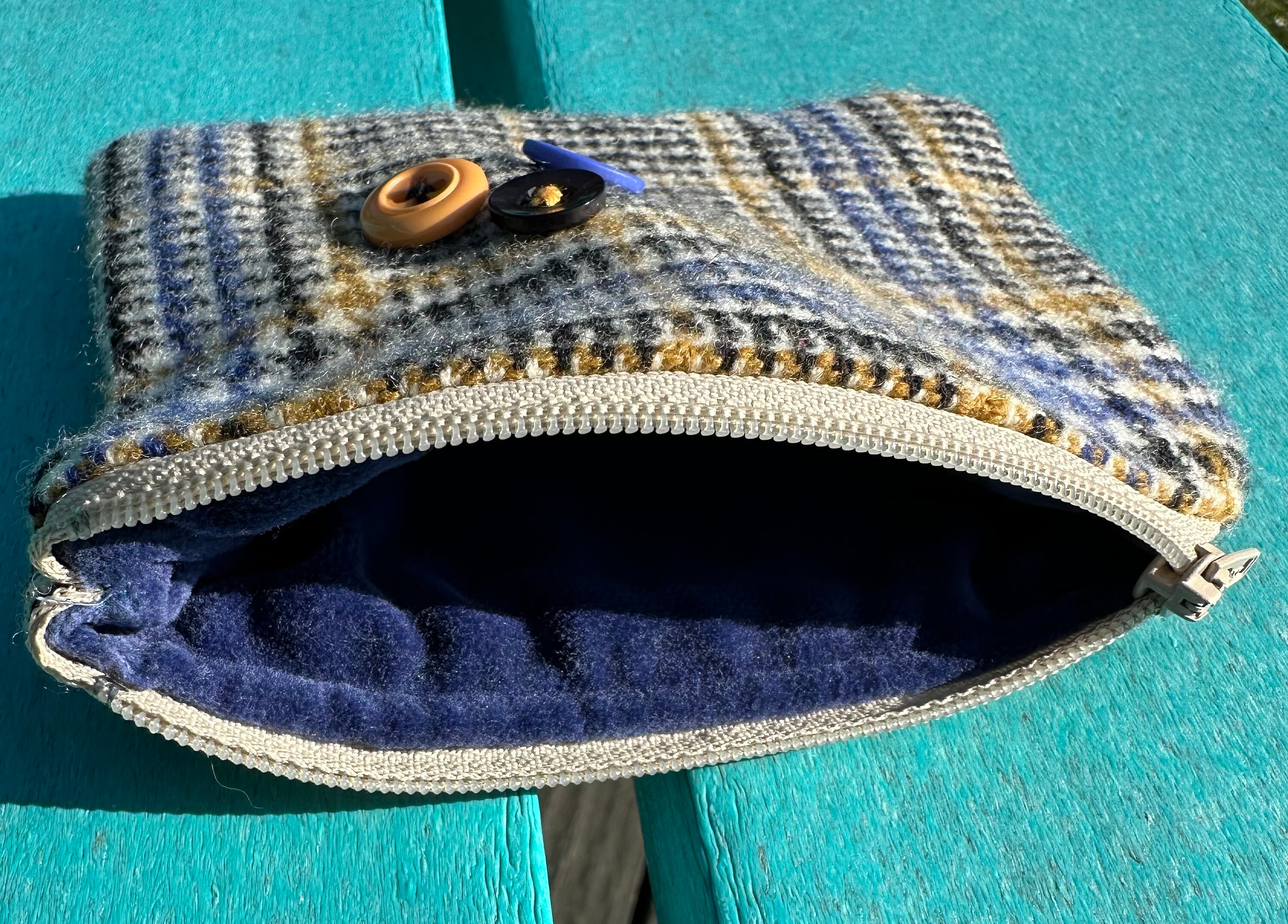 Houndstooth Vintage Upcycled Wallet, Change Purse, Zipper Houndstooth Vintage Upcycled Wallet, Change Purse, Zipper
