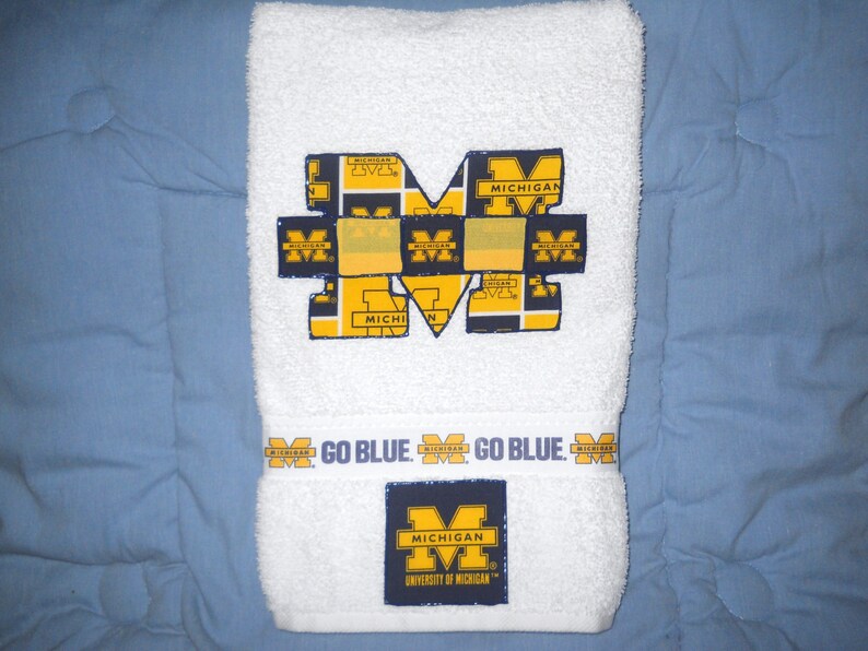 University of Michigan Hand Towel, Michigan Wolverines Bathroom Hand ...