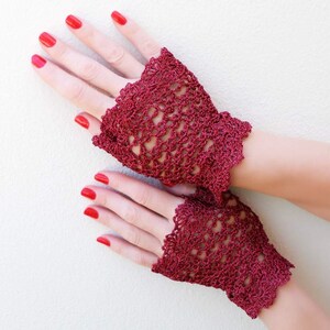 Gothic Lace Gloves Womens Gloves Black Crochet Gloves Short Fingerless ...