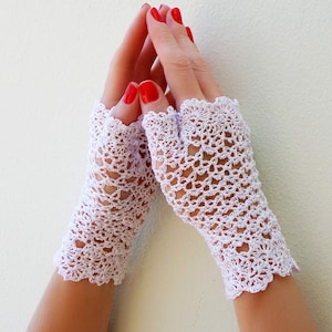Gothic Lace Gloves Womens Gloves Black Crochet Gloves Short Fingerless ...
