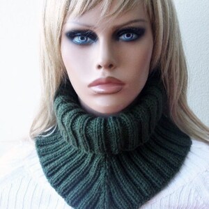 Infinity Neck Warmer Womens Neck Gaiter Knit Dickie Collar Crochet Wool ...