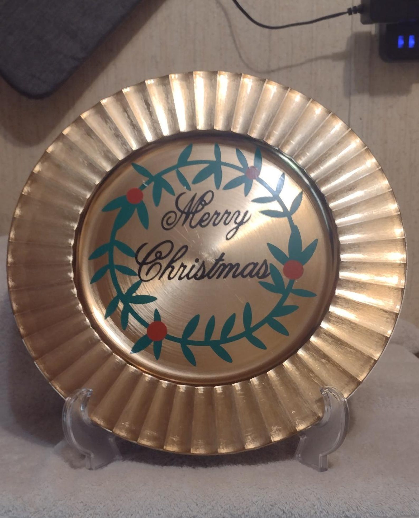 Merry Christmas Display Plate Home Decor Home Living Seasonal Decor ...