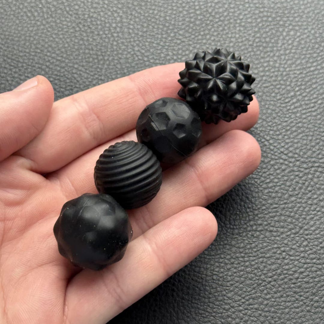 Silent Fidget Roller Balls Silicone Fidget Quiet Haptic Gadget for ...