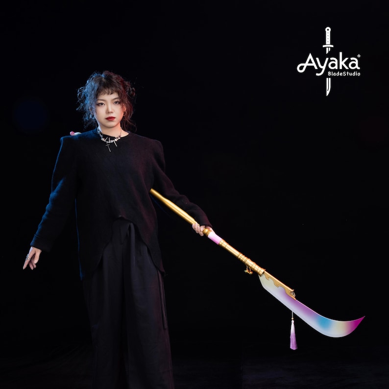 Life Size Replica of Curved Moon Glaive From Kpop Demon Hunters, Miras ...