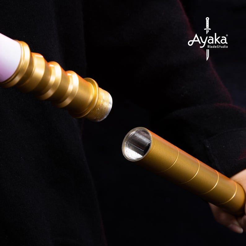 Life Size Replica of Curved Moon Glaive From Kpop Demon Hunters, Miras ...