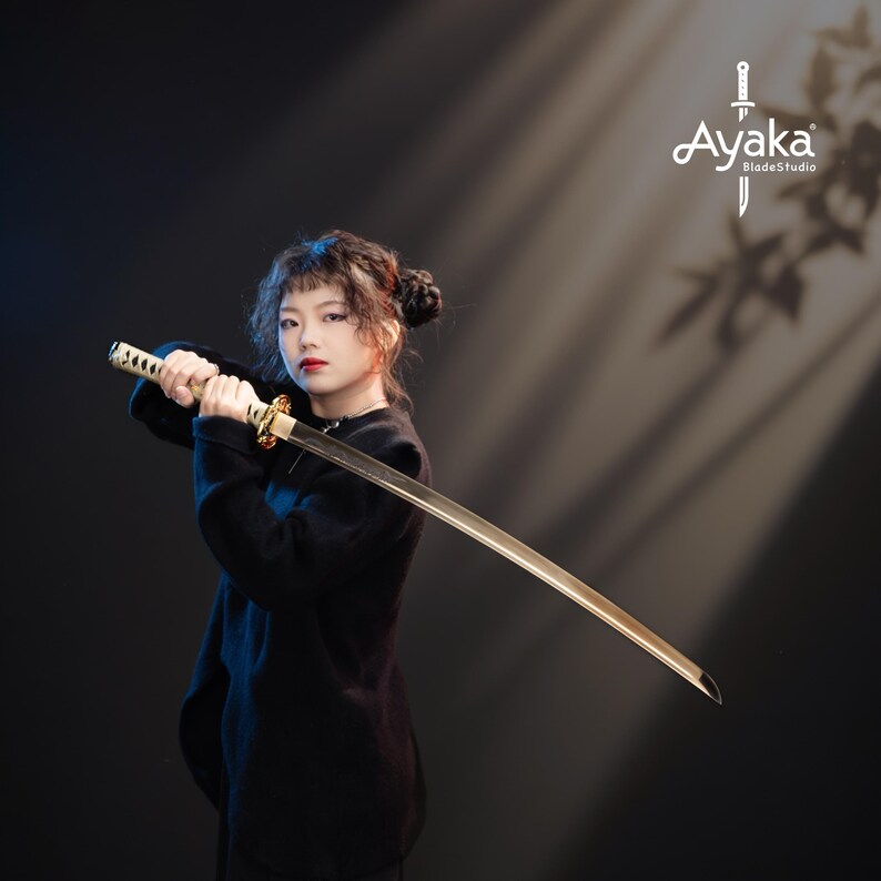 Handcrafted Gold Japanese Katana, Decorative Dragon Themed Sword ...