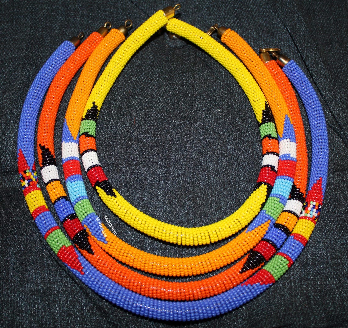 Maasai Zulu White Beaded Round Necklace With 6 Small Round Bead Choker ...