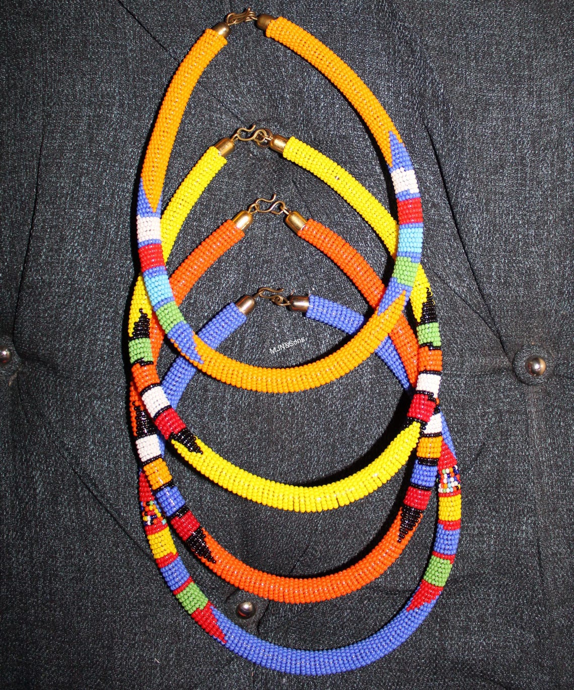 Maasai Zulu White Beaded Round Necklace With 6 Small Round Bead Choker ...