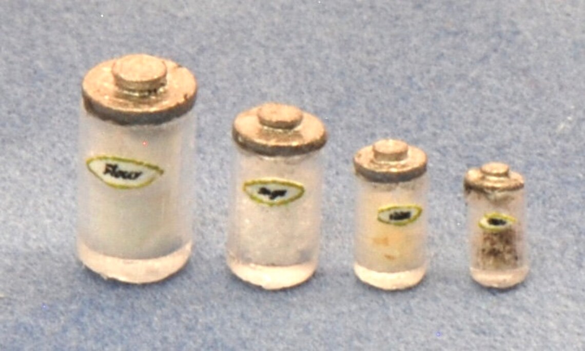Dollhouse Miniature, 1:12 and 1/48 Canister Set Kit~ Not Painted - Etsy