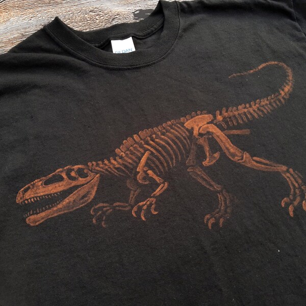 Giganotosaurus Shirt - Etsy