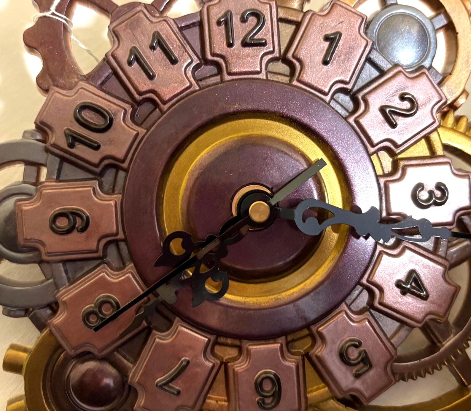 Resin Steampunk Gear Battery Operated Clock - Etsy