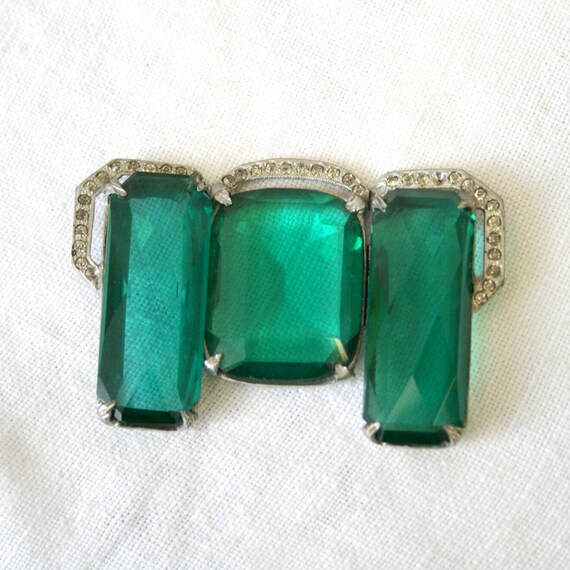 1930s Large Green Rhinestone Belt Slide - Gem