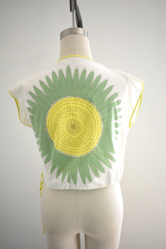 1960s Vera Jollytop with Green Flower Design - Gem