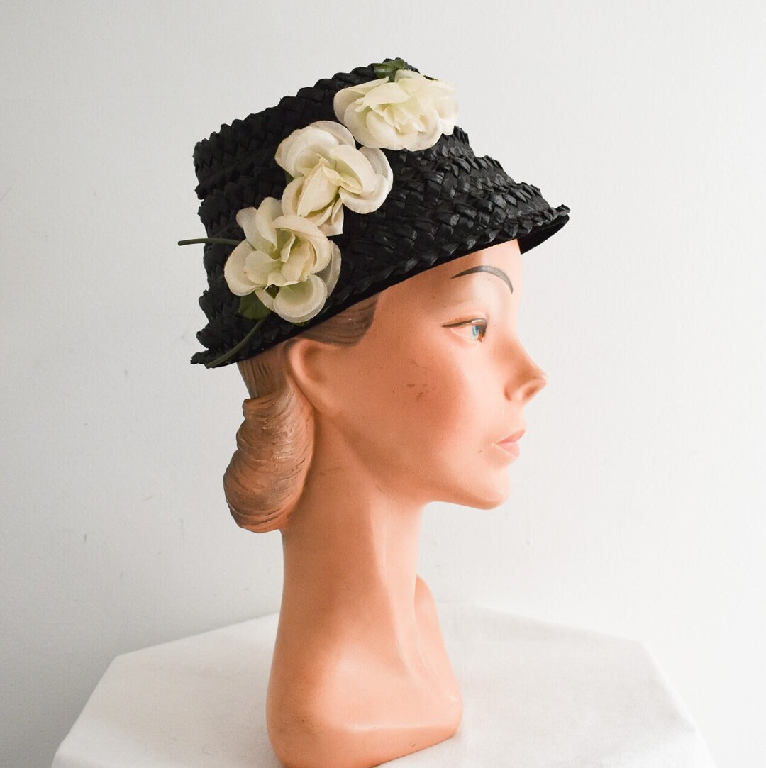 1960s Chunky Black Straw Toque With Cream Roses - Etsy