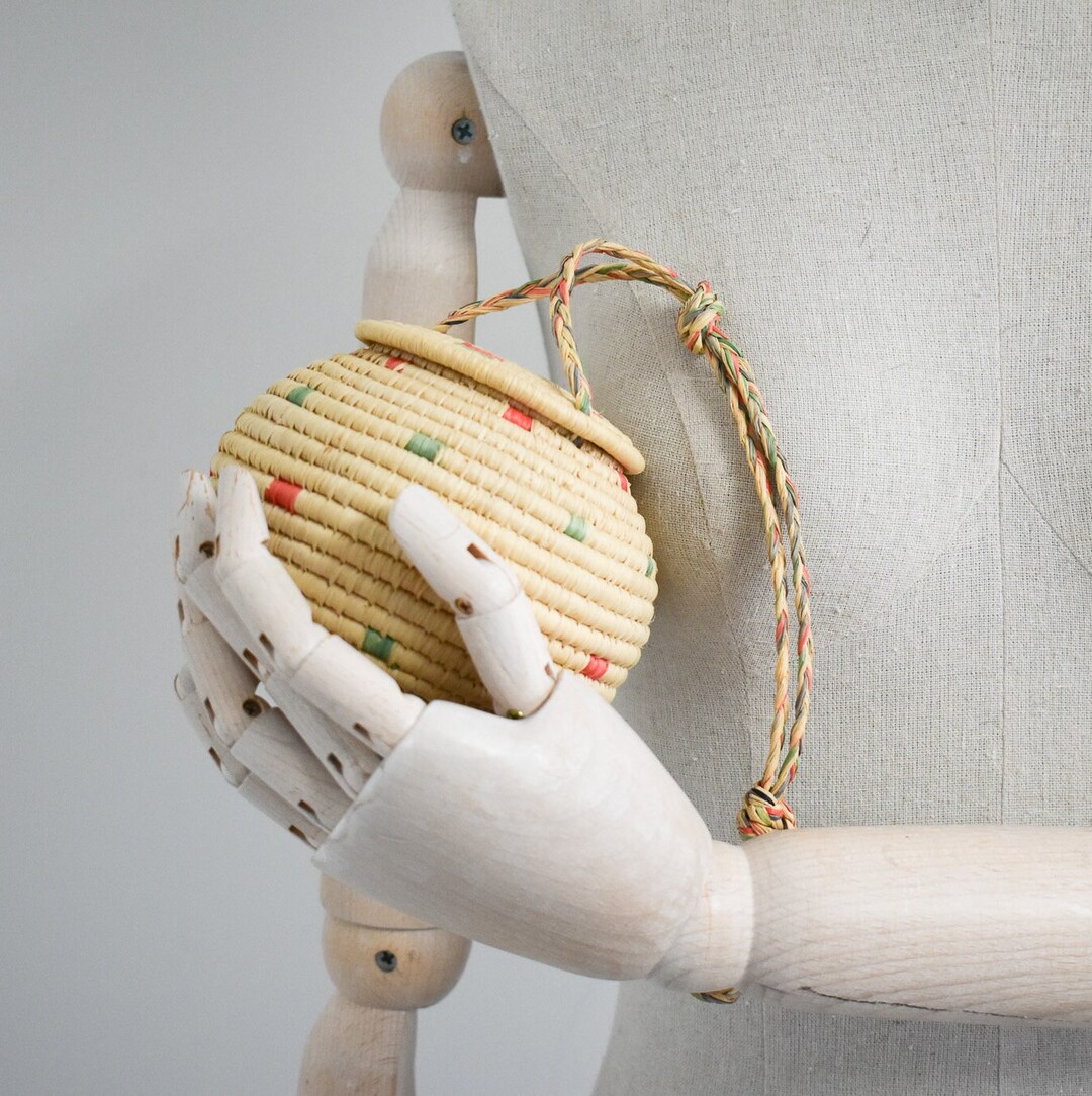 Vintage Small Raffia Ball Purse - Etsy
