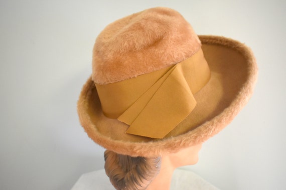 1960s NOS Lisa Light Brown Fur Felt Hat - Gem
