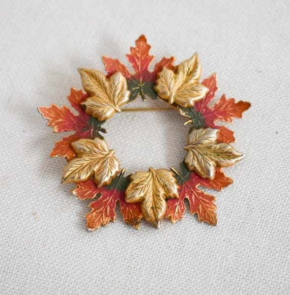 1960s Autumn Leaf Wreath Brooch - Gem