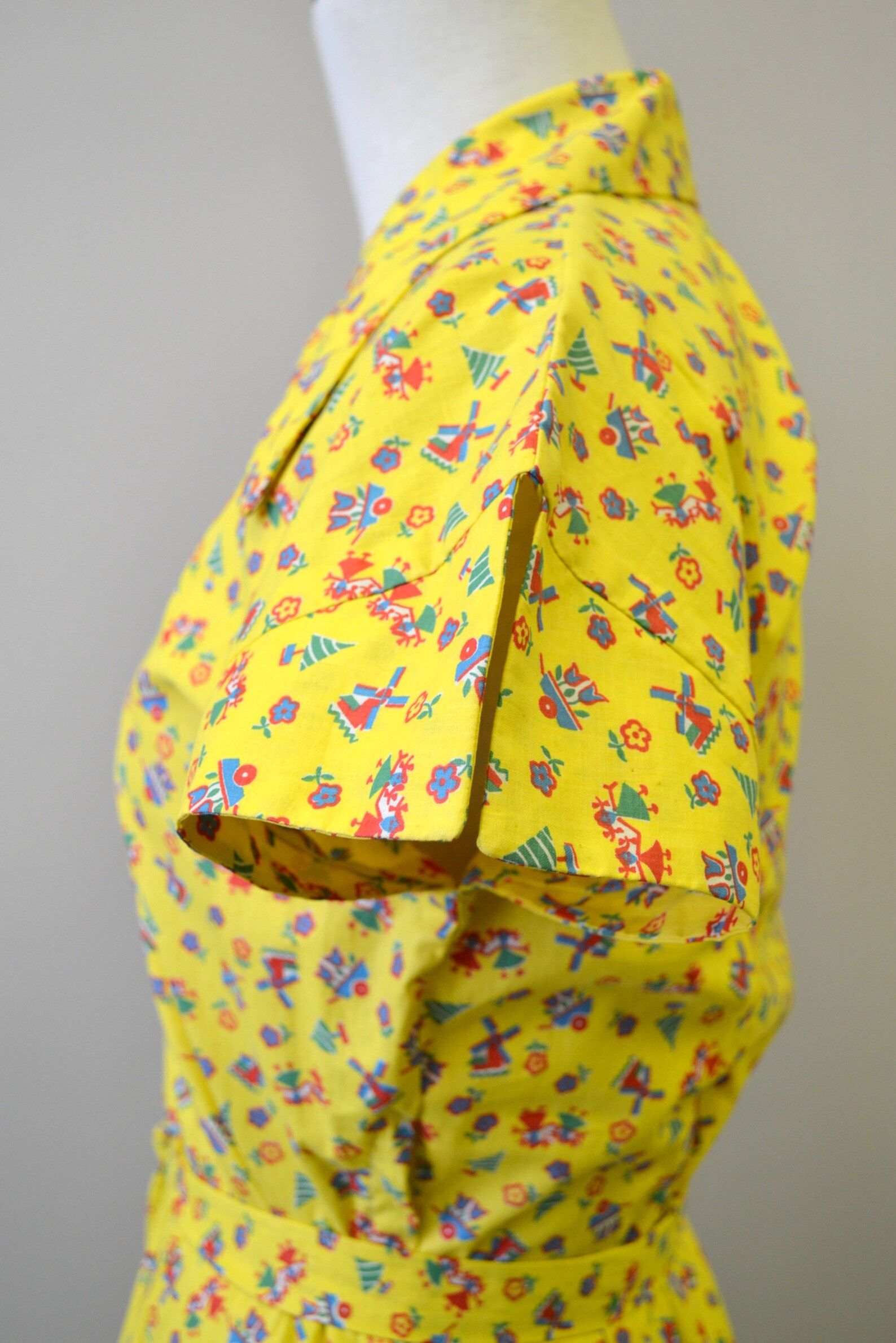 1940s Dutch Print Cotton Shirtwaist Dress | Etsy