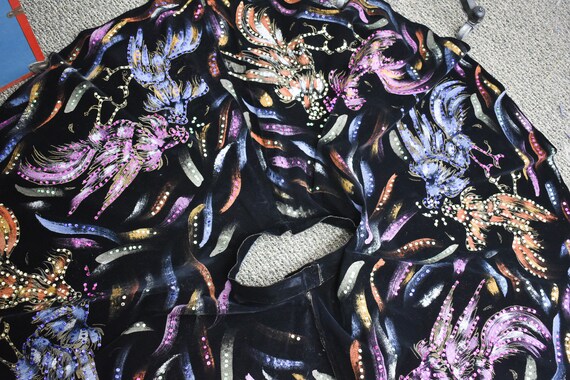 1950s Sequin and Hand Painted Roosters Black Velvetee… - Gem