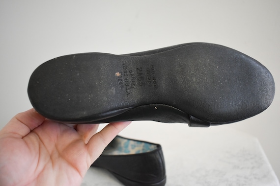 1960s Daniel Green Black Vinyl Slippers, Size 2A65 - Gem