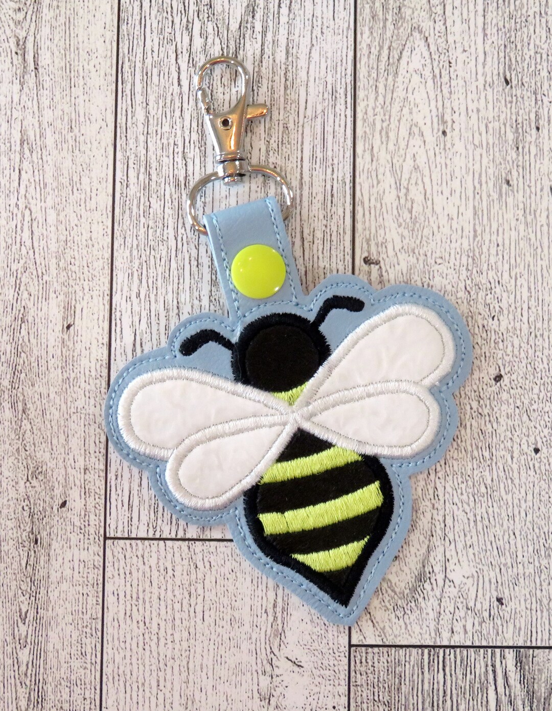 BUMBLE BEE Vinyl KEYCHAIN Key Fob Keyring Bag Tag Key Tag Key Ring ...
