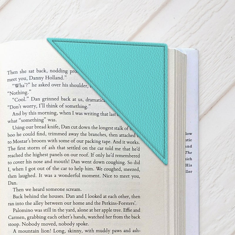 Corner Bookmark - Etsy
