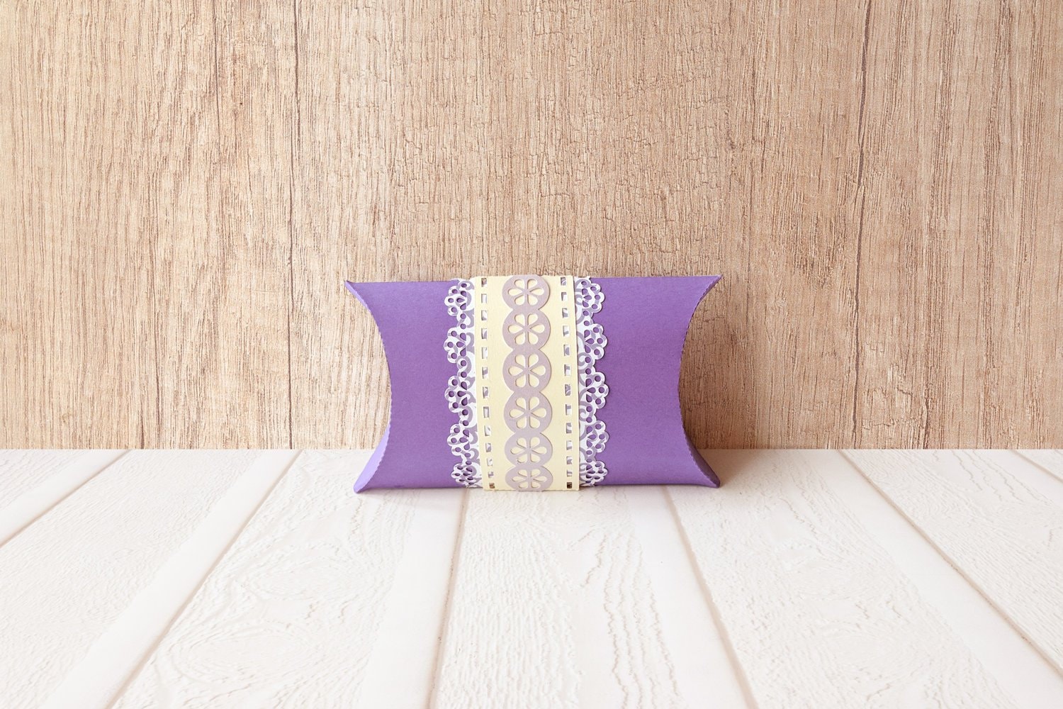 Lace Band Pillow Box SVG Design | Etsy