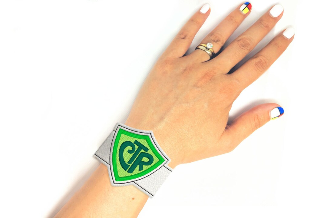 CTR Shield Bracelet Wristband ITH Applique Embroidery File - Etsy