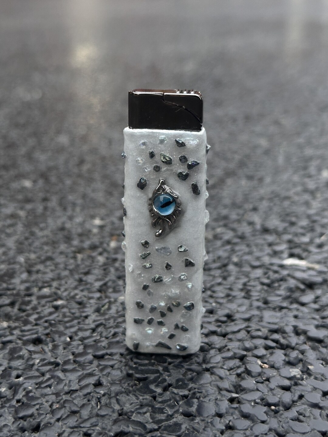 No Gas | Handcrafted Gothic Eye Lighter: Surreal Dark Art Object - Etsy