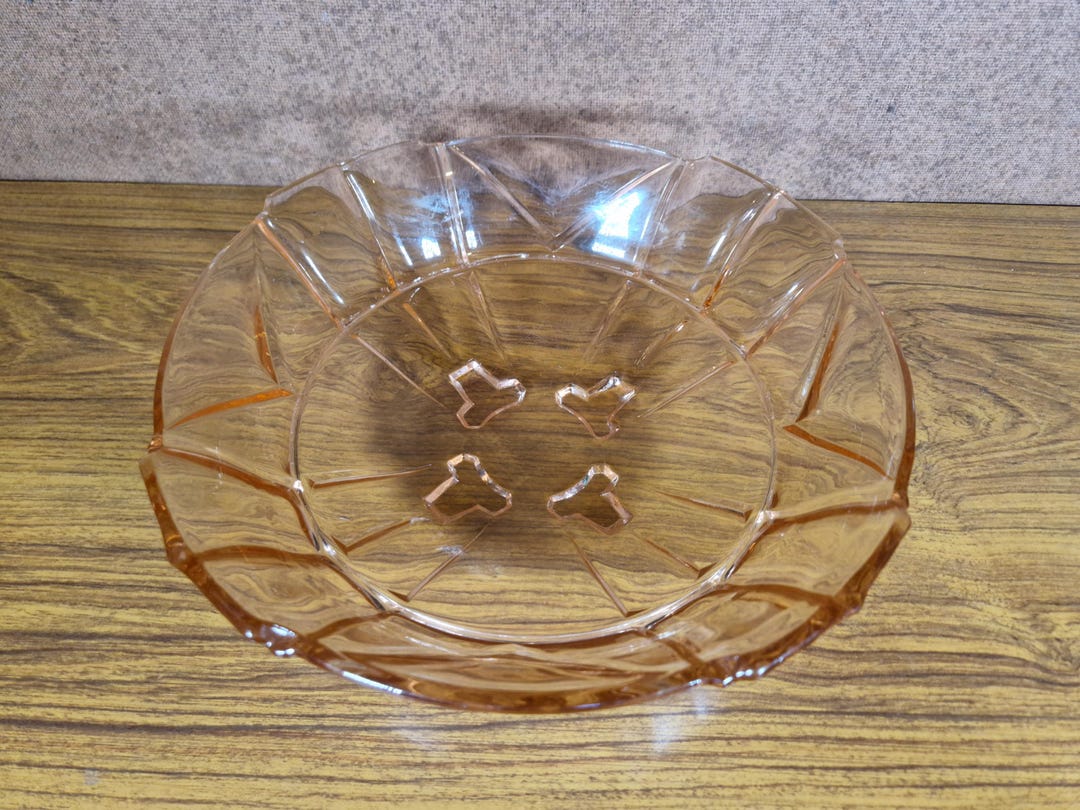 Vintage Pink Depression Glass Uranium Bowl – Glows Under UV Light ...
