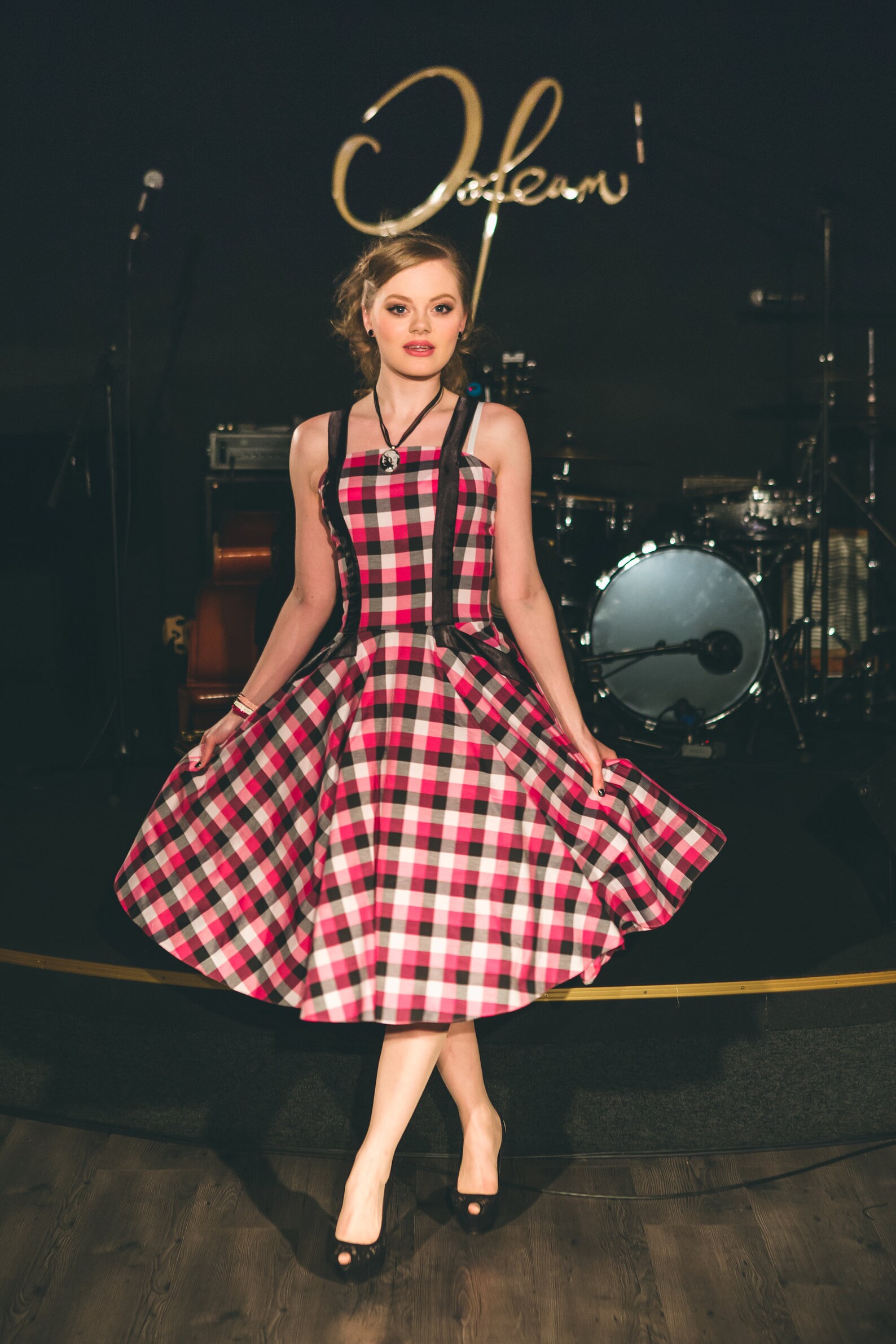 Corinne Dress: Vintage Style / Pin-up / Rockabilly Knee-high Dress by ...