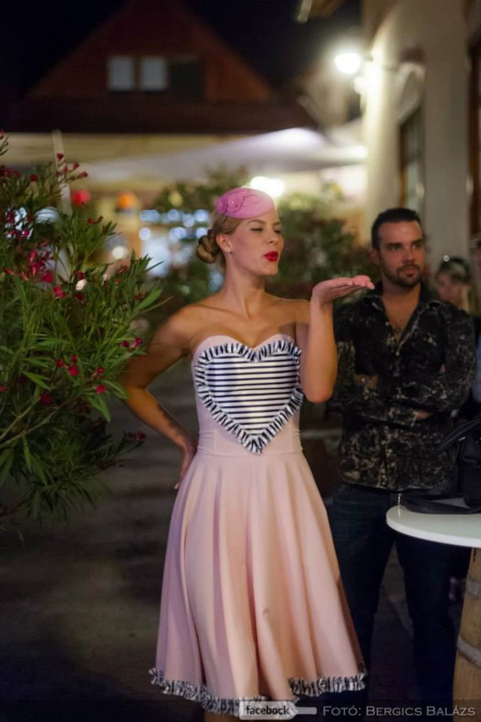 Heart of the Rose Pin-up Dress: Vintage Style / Pin-up / | Etsy