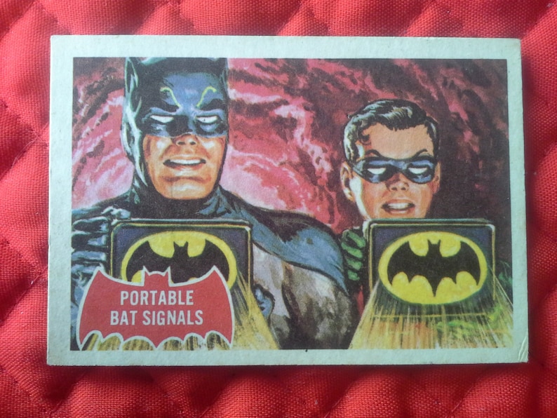 Batman and Robin 1966 Bubblegum Trading Card PORTABLE BAT SIGNAL ...