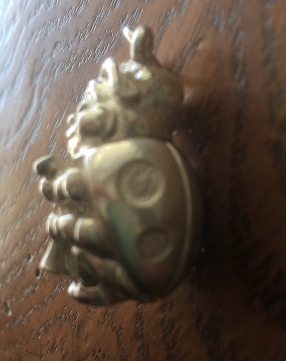 Harmony Kingdom Lord Byron Lady Bog ladybug pendant h… - Gem