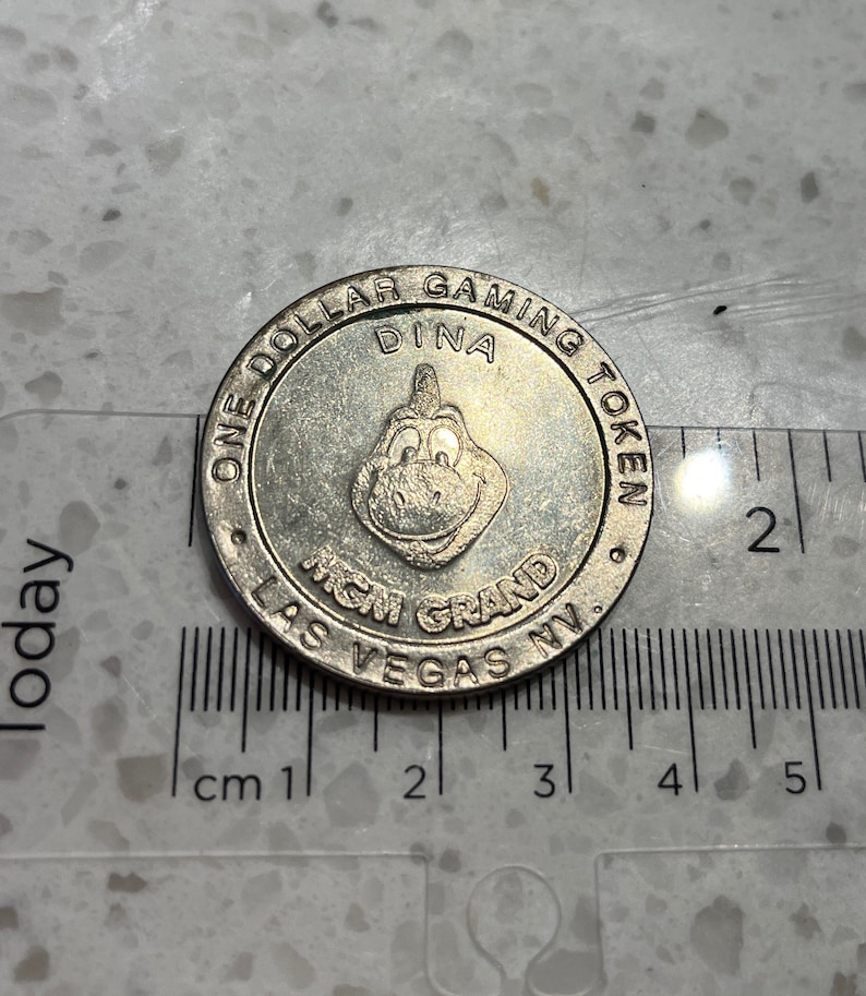 MGM 1993 One Dollar (1) Gaming Token MGM Grand DINA Las Vegas Nevada 1 ...