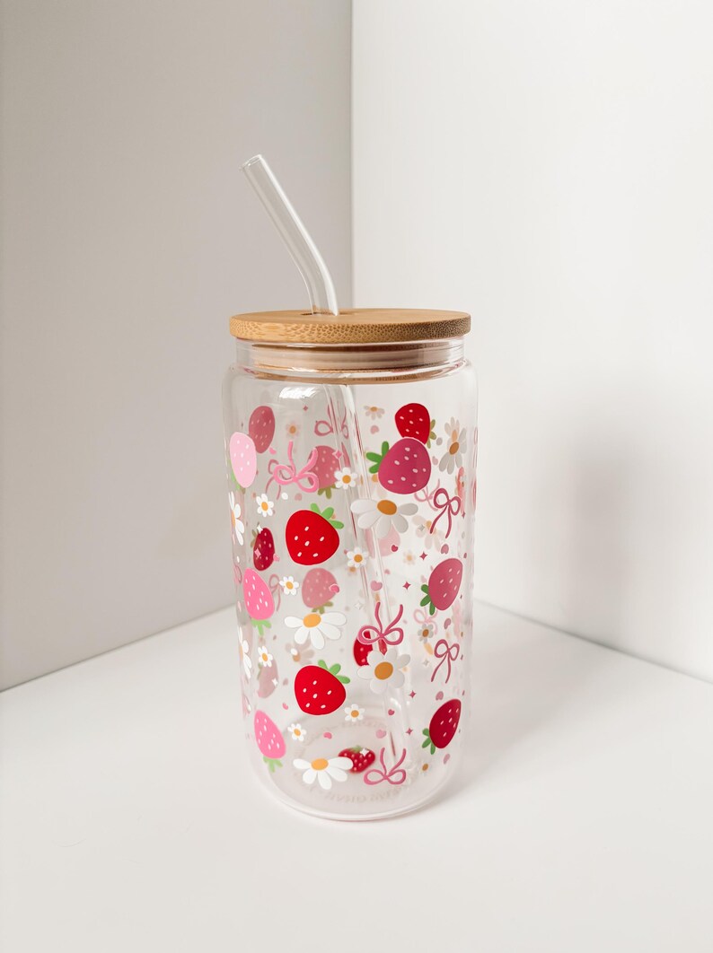 Strawberry Daisy Glass Tumbler With Lid & Straw - Etsy