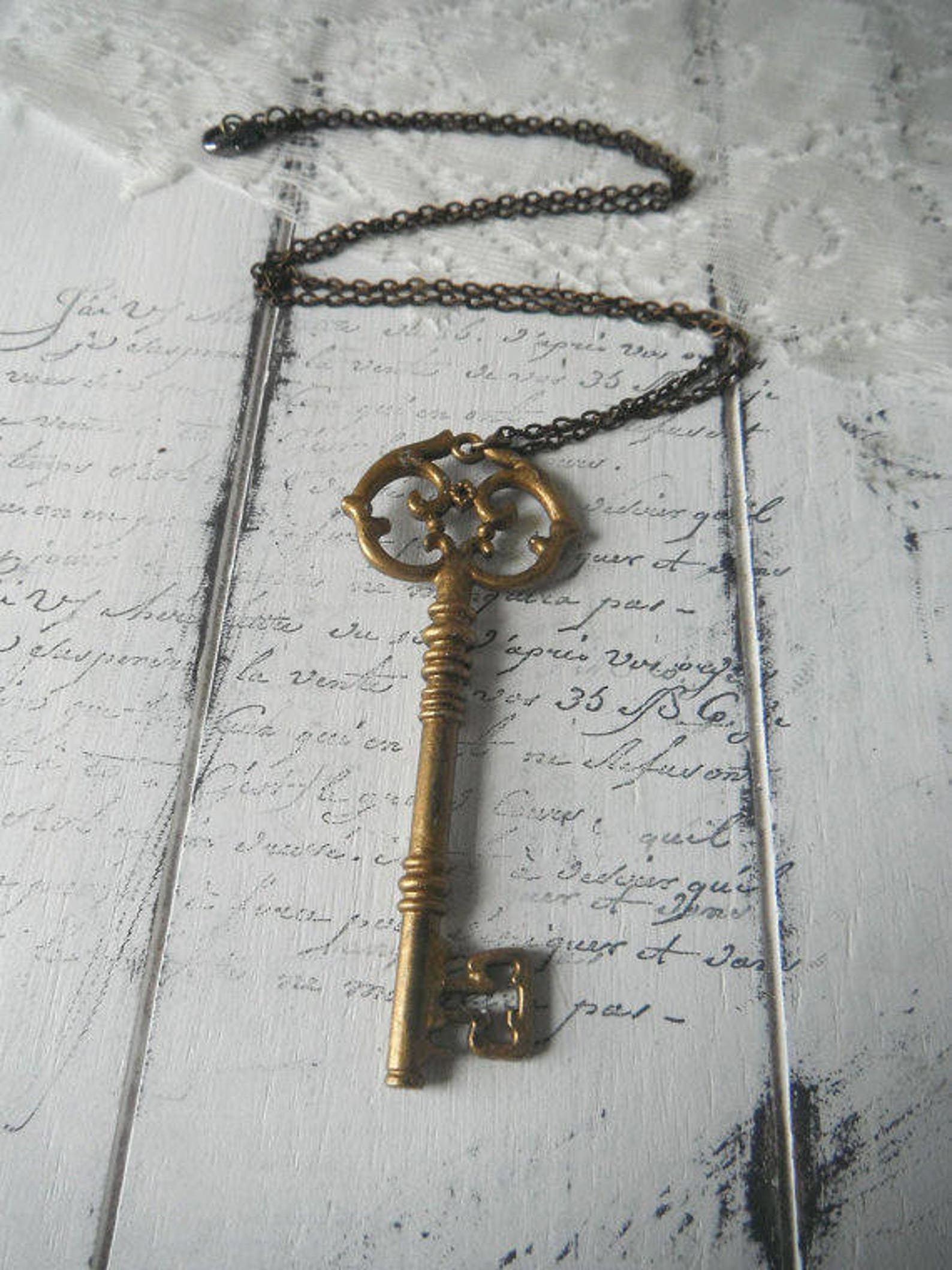 Skeleton Key Necklace Gold Tone Key Antique Style Chain Boho Necklace ...
