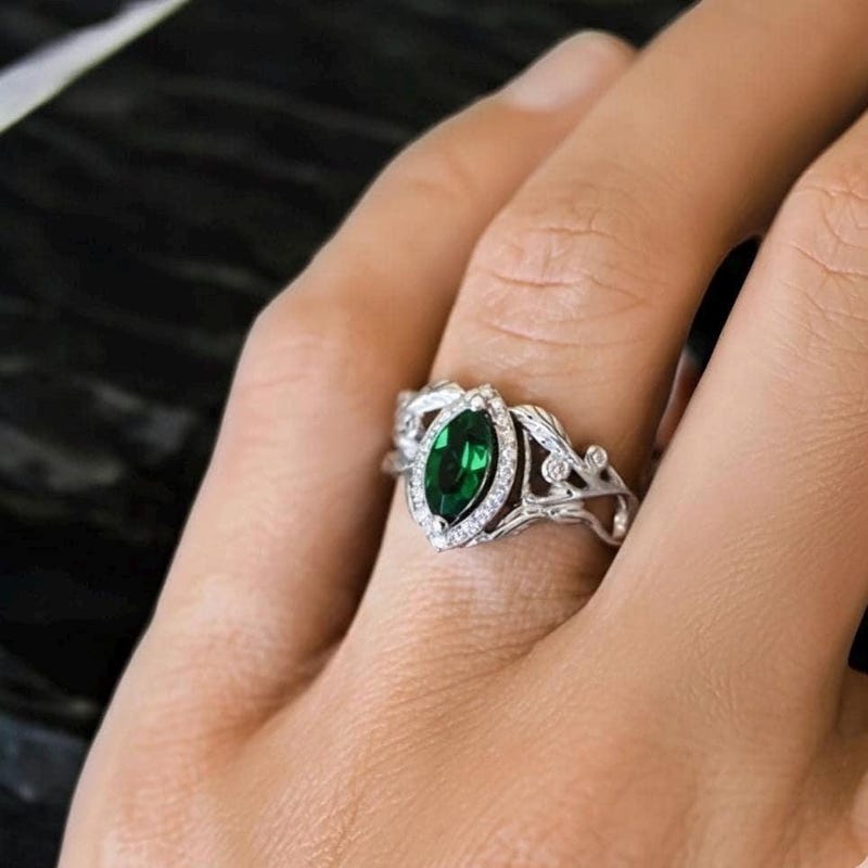 Violets Emerald Ring - Etsy