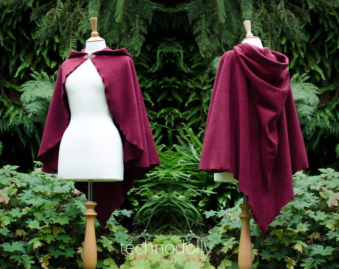 Red Hobbit Cloak, Maroon Red Warm Winter Fleece Cloak Cape Red ...