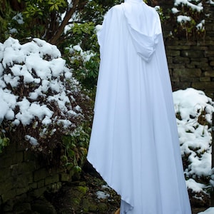 Druid Lily Cloak ~ White Floor Length Druid Cloak Ceremonial Robe ...