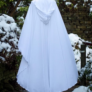 Druid Lily Cloak ~ White Floor Length Druid Cloak Ceremonial Robe ...